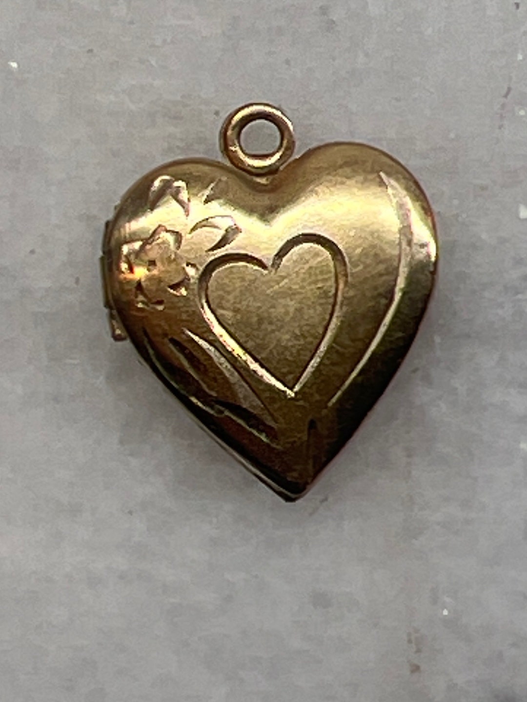 Vintage Heart Locket/gold Tone Heart Pendant/heart Locket/ladies Gift ...