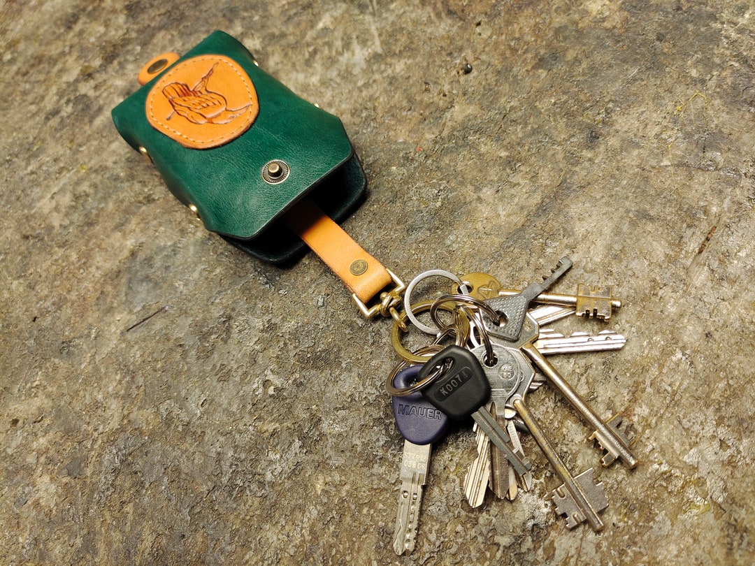 Big Original Keychain Pouches for Many Keys Bag With Leather Stamp of a ...