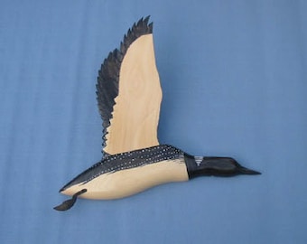 Hand Carved Flying Common Loon Decoy Carving Robert Kelly | Etsy