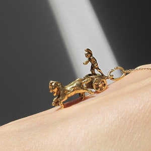 Vintage 18k Yellow Gold Gladiator Horse Chariot Charm Pendant - Etsy