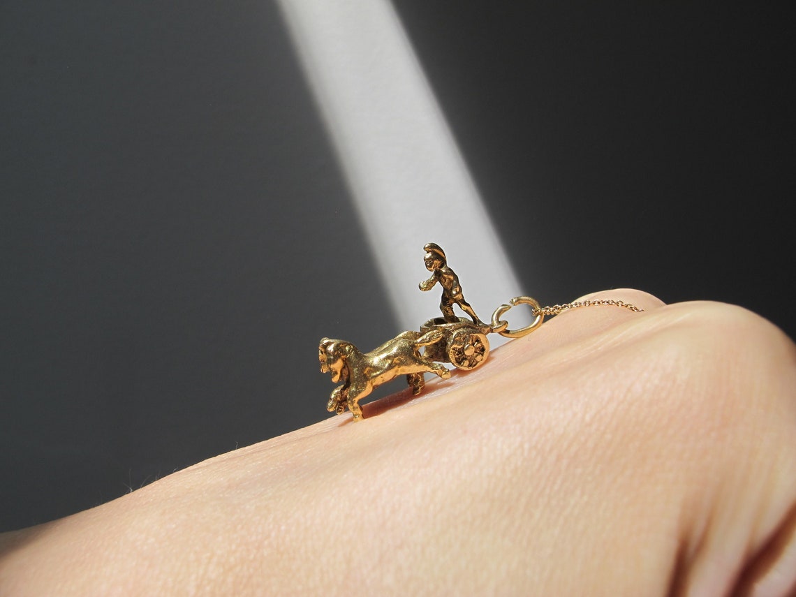 Vintage 18k Yellow Gold Gladiator Horse Chariot Charm Pendant - Etsy