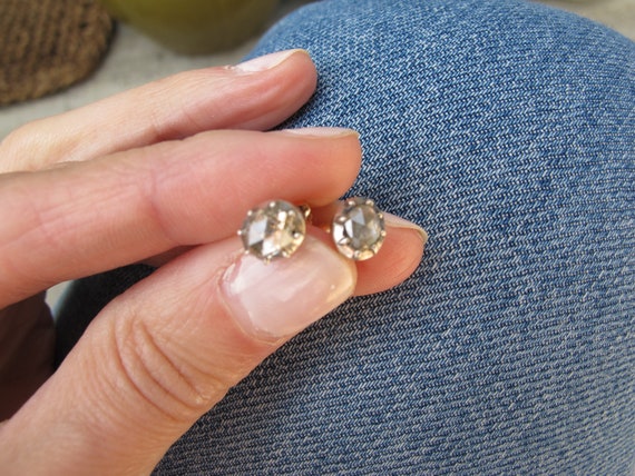 Antique Rose Cut Diamond Collet Set in Silver and 14k… - Gem