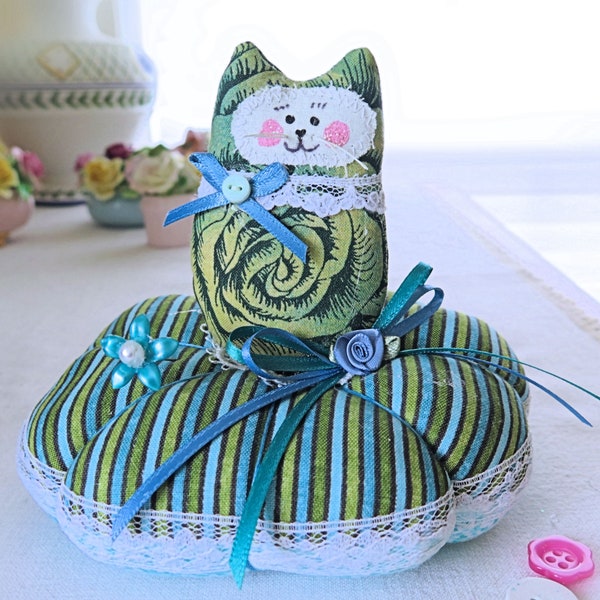 Cat Pincushion - Etsy