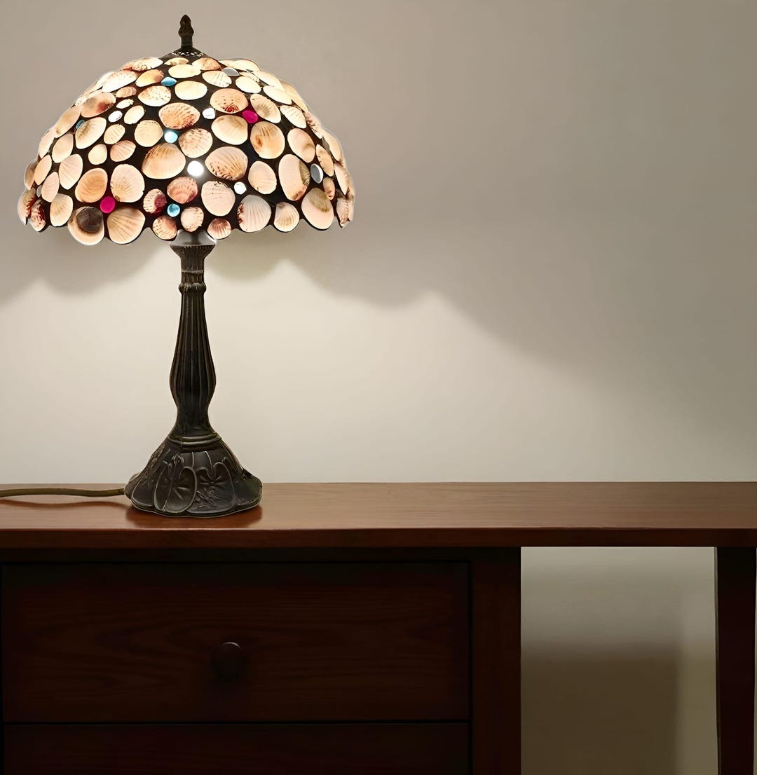 Tiffany Style Seashell Table Lamp – Vintage Bedside Light - Etsy