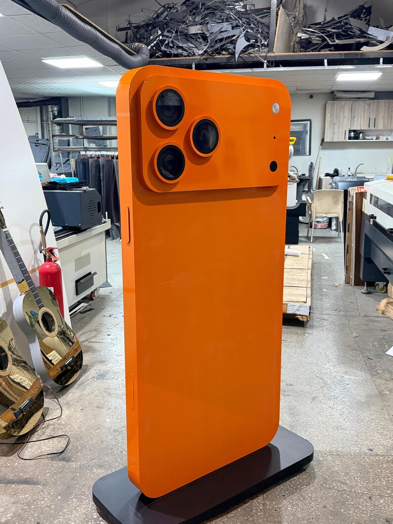 Giant iPhone 17 Pro Max Display | Full Chrome Mirror Sculpture | Luxury ...