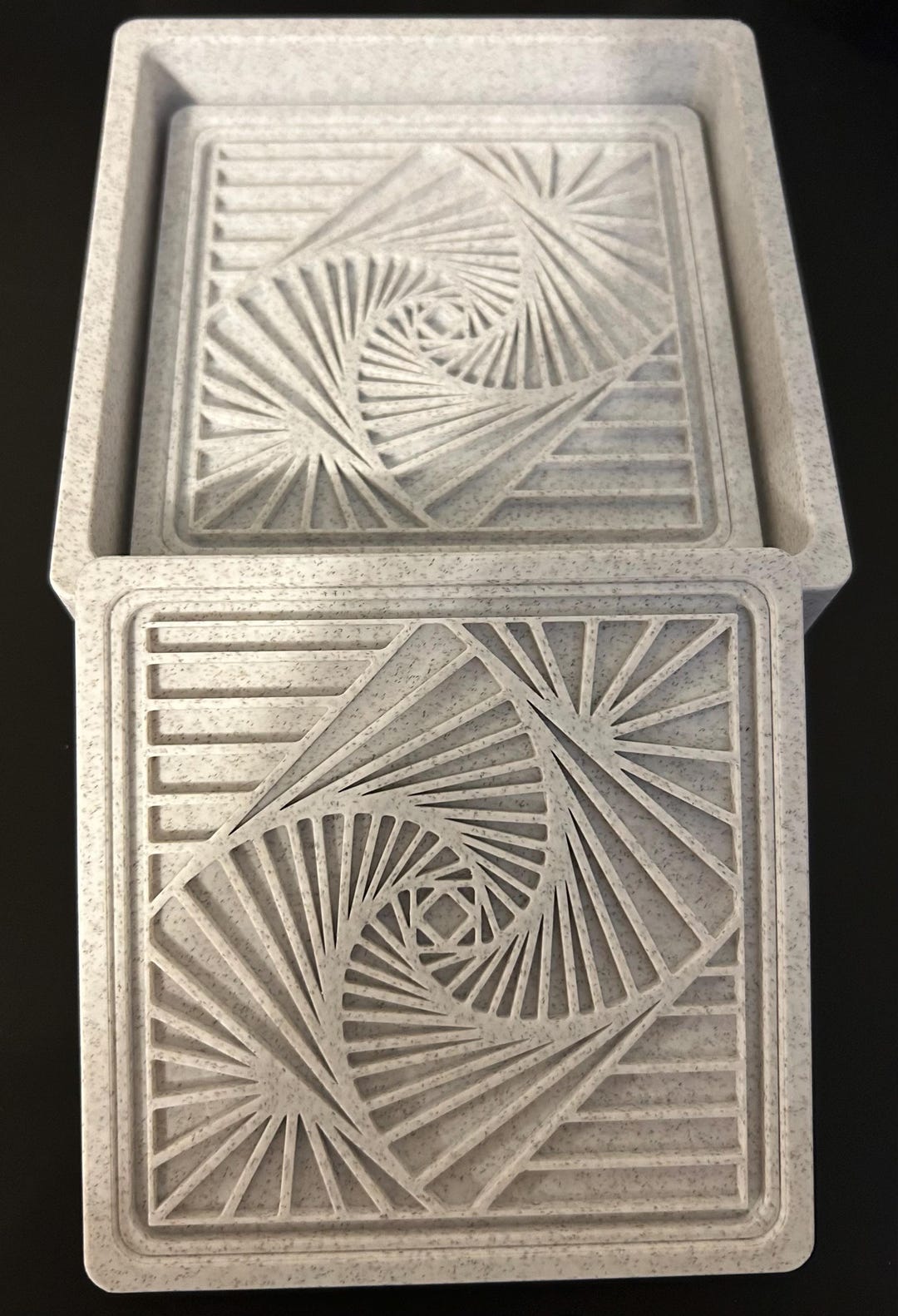 3d Printed Illusion Coasters- Set of 4 W/ Holder - Etsy UK
