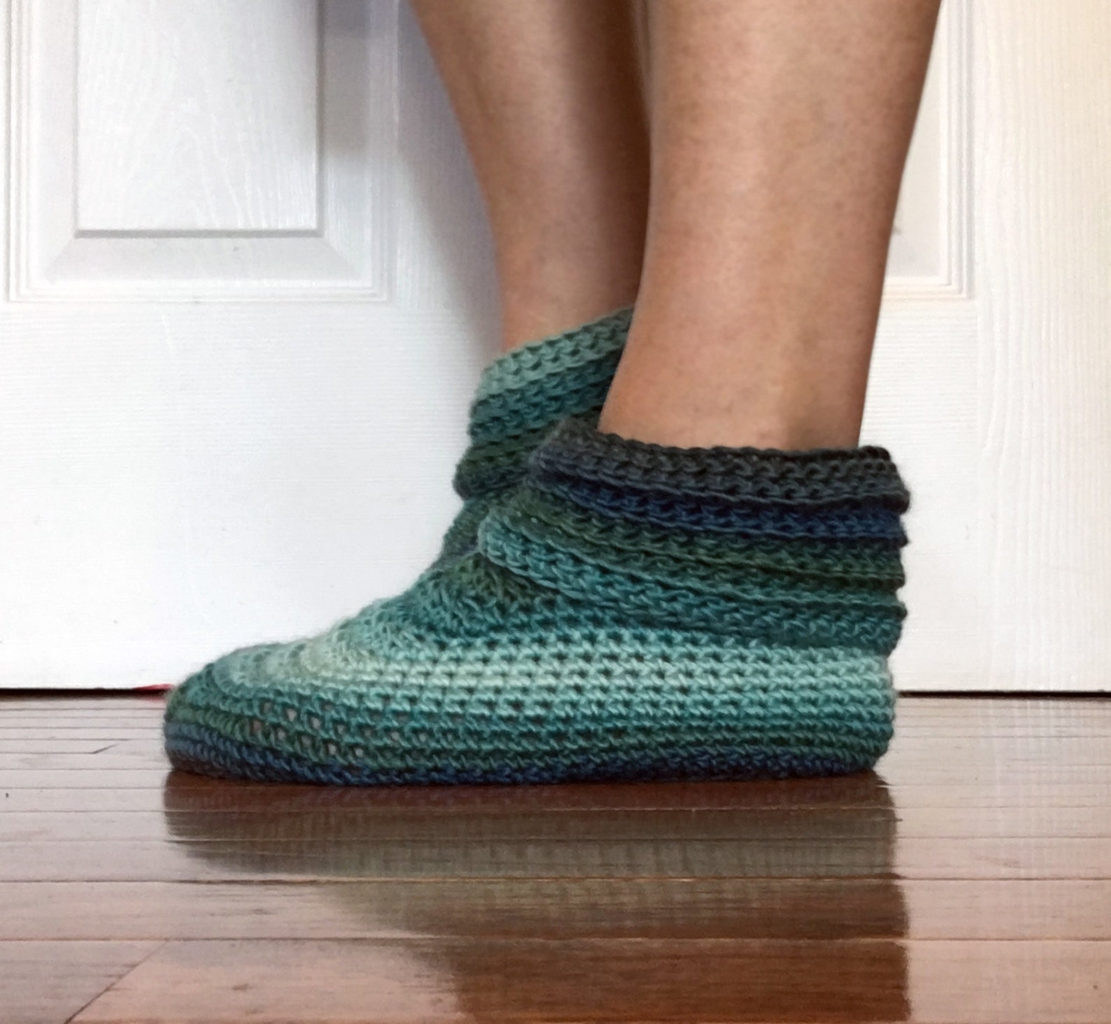 Crochet Pattern ~ Women's Sweet Slipper ~ Women's Bootie Slipper ...