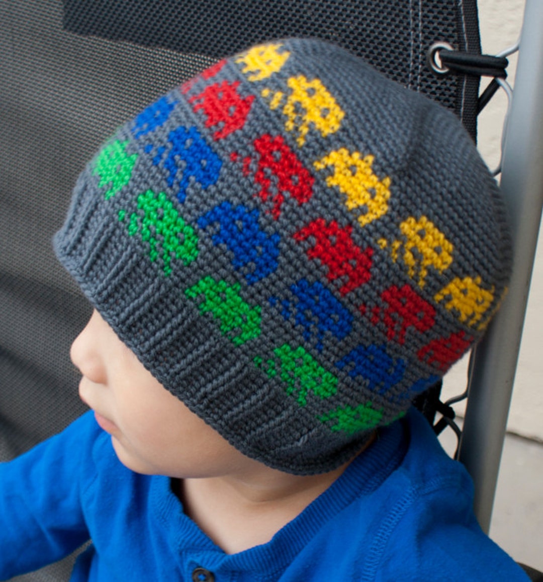 Crochet Pattern ~ Alien Invasion Beanie ~ Alien Fair Isle Beanie ...