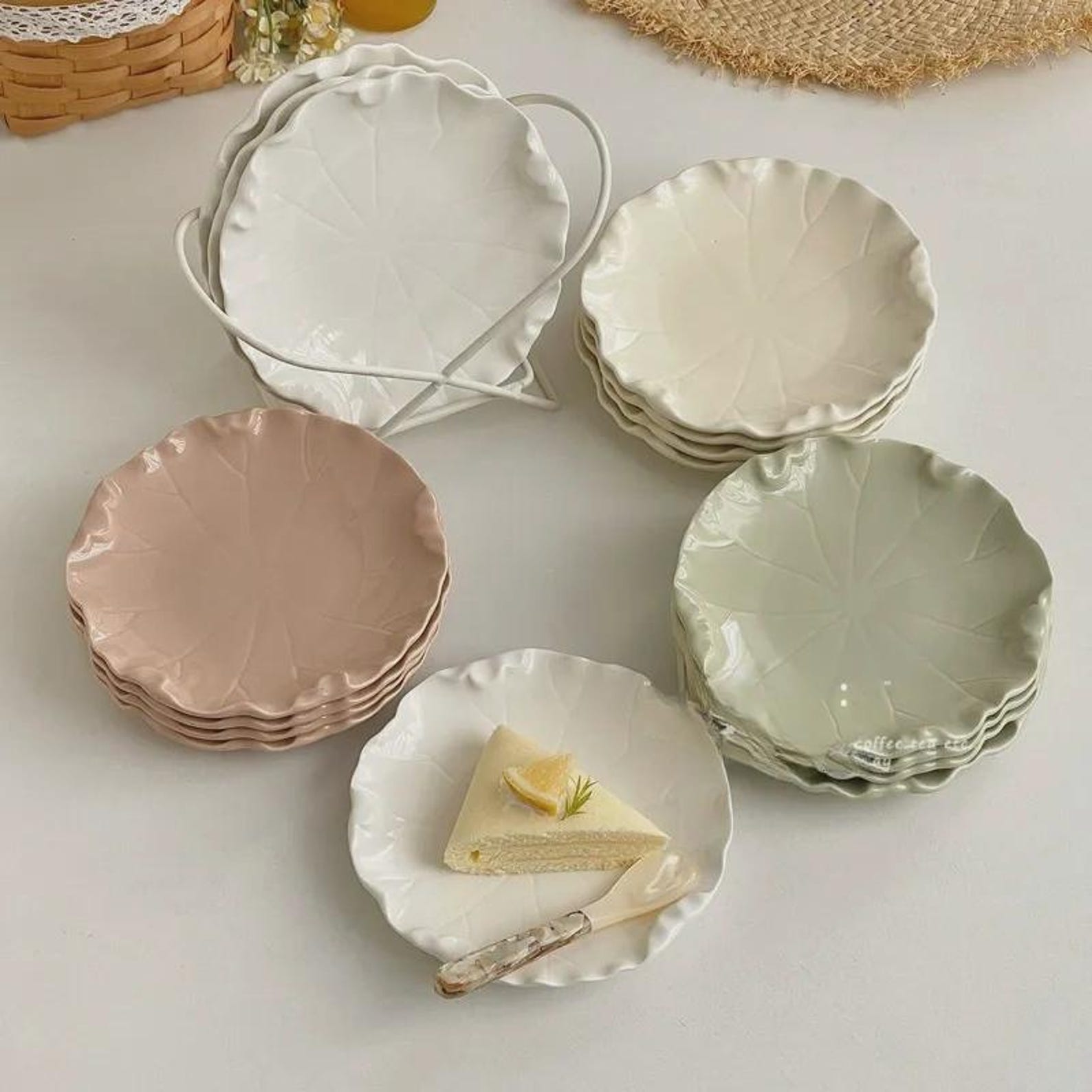 Scalloped Leaf Ceramic Side Plate | 6-inch Dessert Plate, 4 Muted ...