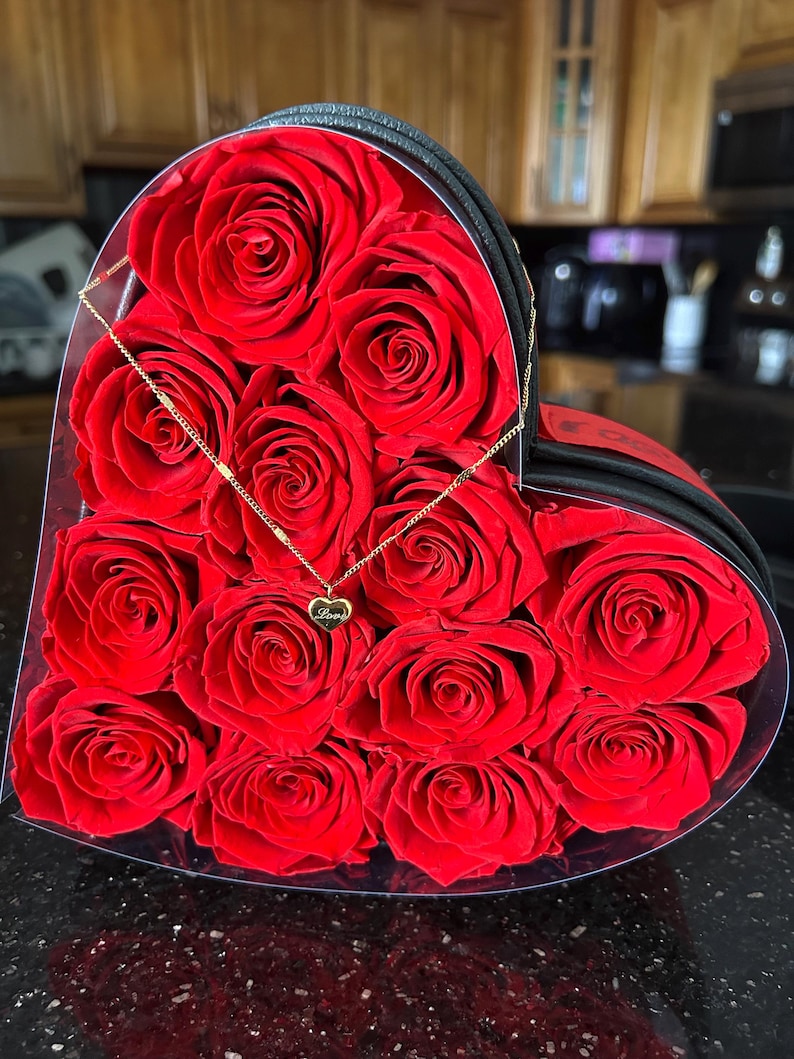 Eternal Roses in a Heart Shape Box Valentine’s Day Gift Set With Gold ...