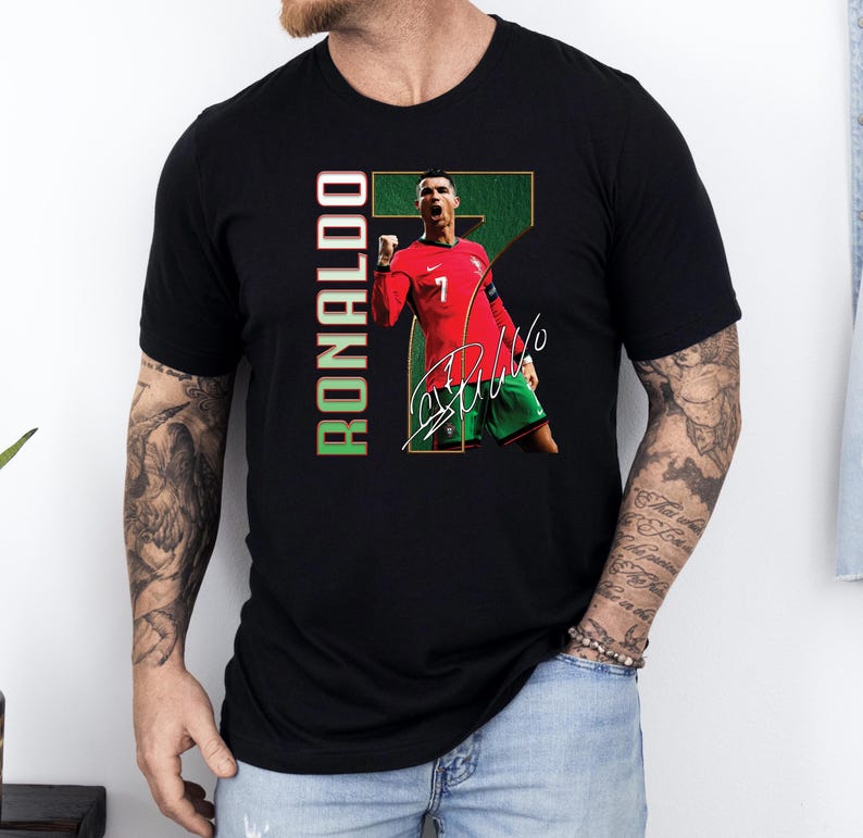 Cristiano Ronaldo #7 T-shirt, Soccer Star Fan Tee - Etsy