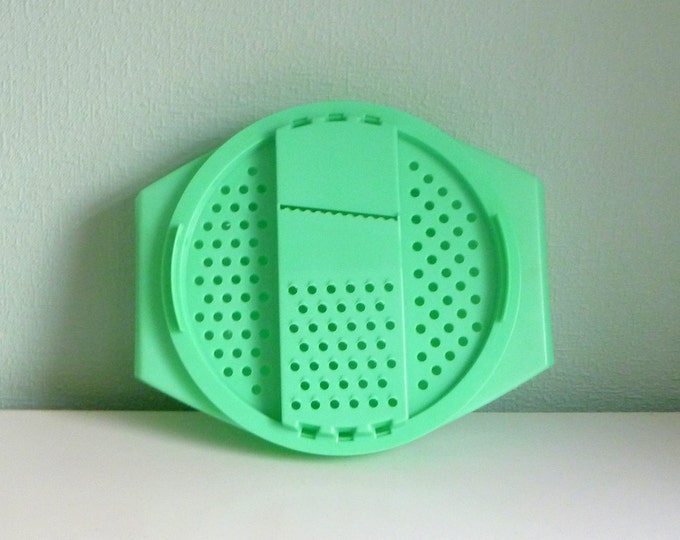 Vtg Jade Green Tupperware Cheese Grater and Veggie Slicer. 2 - Etsy