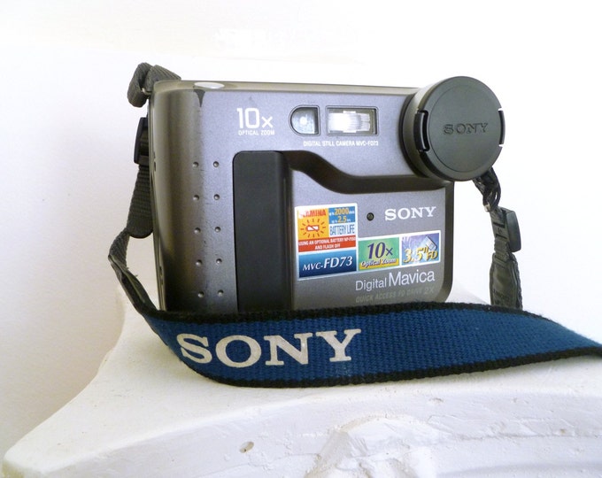 Sony Digital Mavica 3.5" Floppy Disk Digital Camera MVC-FD73 With 10x ...