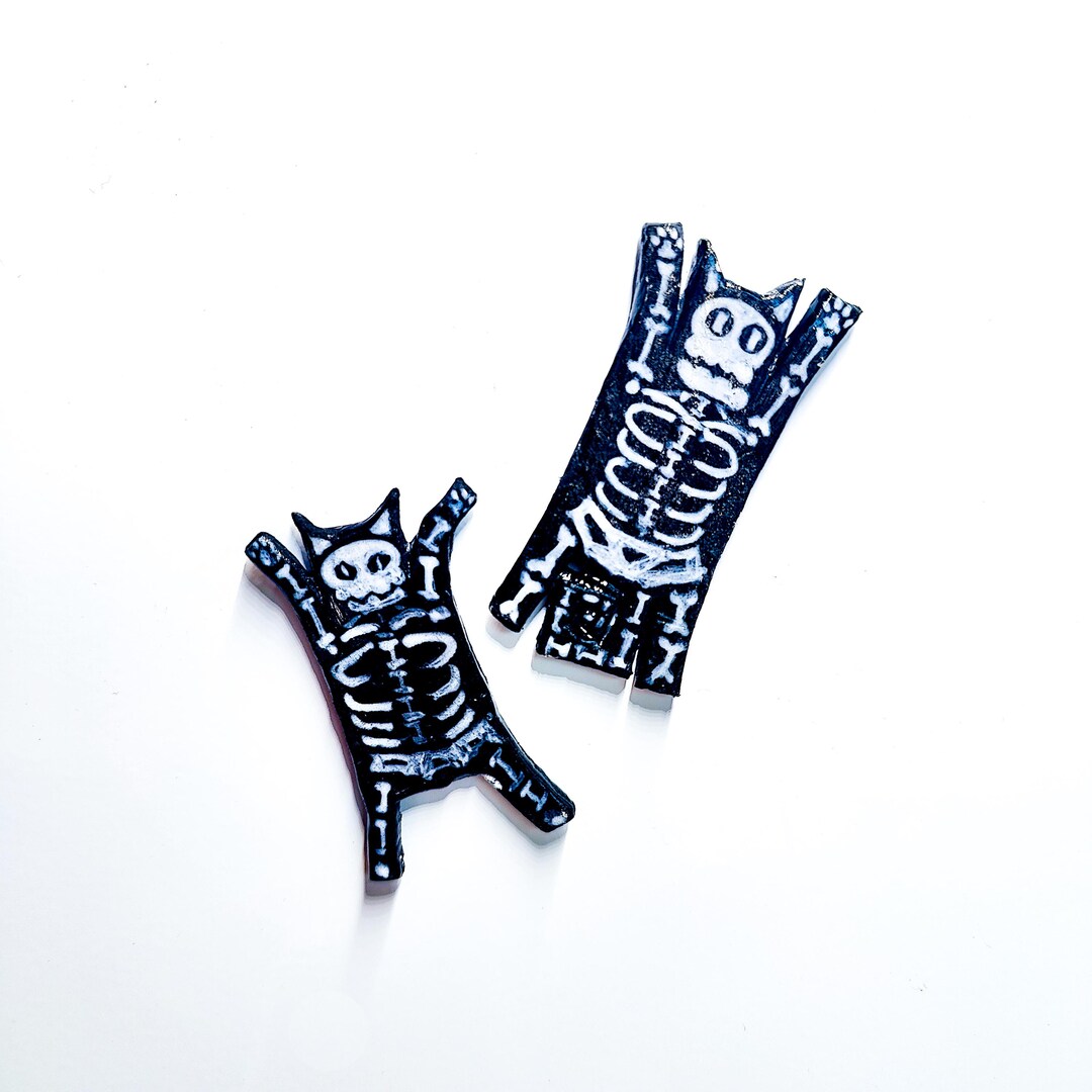 Handmade Skeleton Cat Clay Magnet - Etsy