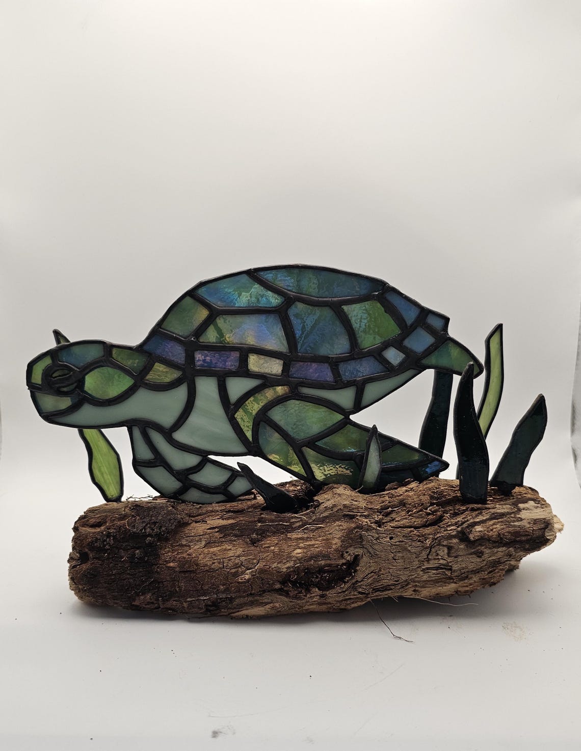 Handcrafted Sea Turtle Suncatcher Pattern | Stained Glass Design | Bird ...