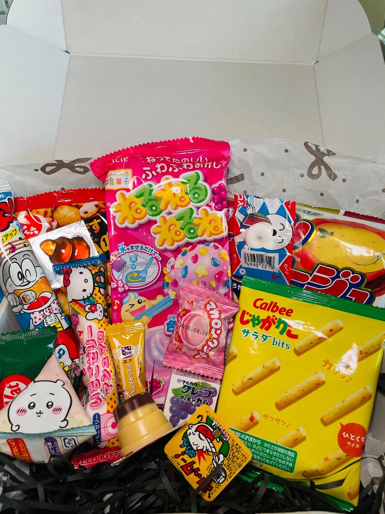 Japanese Snack Box: 15 Mystery Kawaii Treats - Etsy