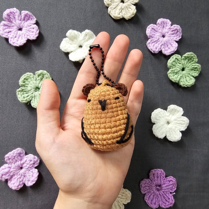 Cute Capybara Crochet Keychain, Capy Crochet Cotton Yarn Keychain ...