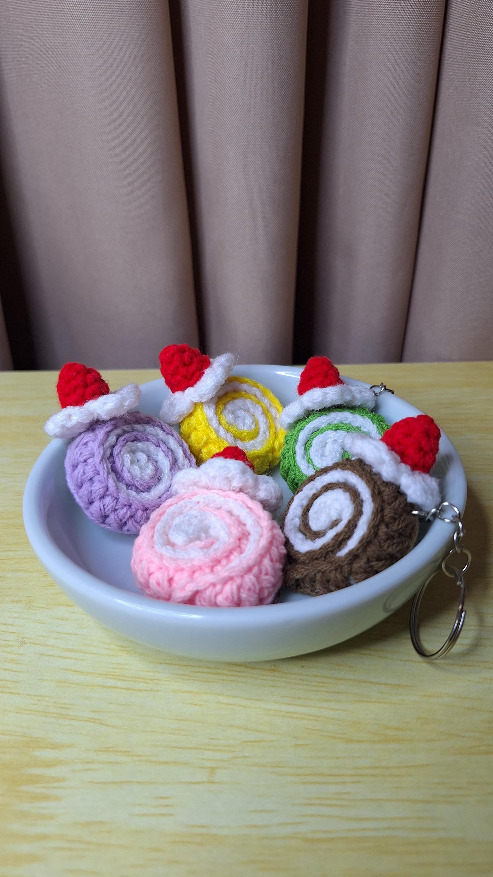 Crochet Cake Roll Amigurumi Keychain Complete Quick Easy PDF Pattern ...