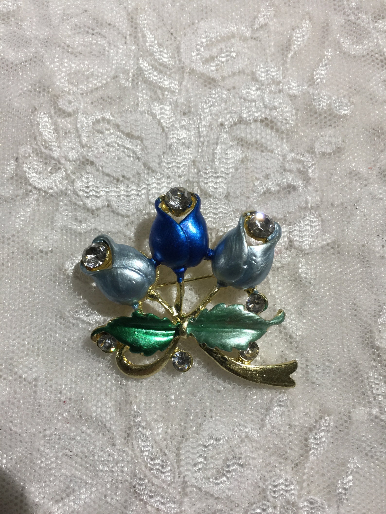 Beautiful Three Stem Roses Brooch With Rhinestones Jewelry - Etsy
