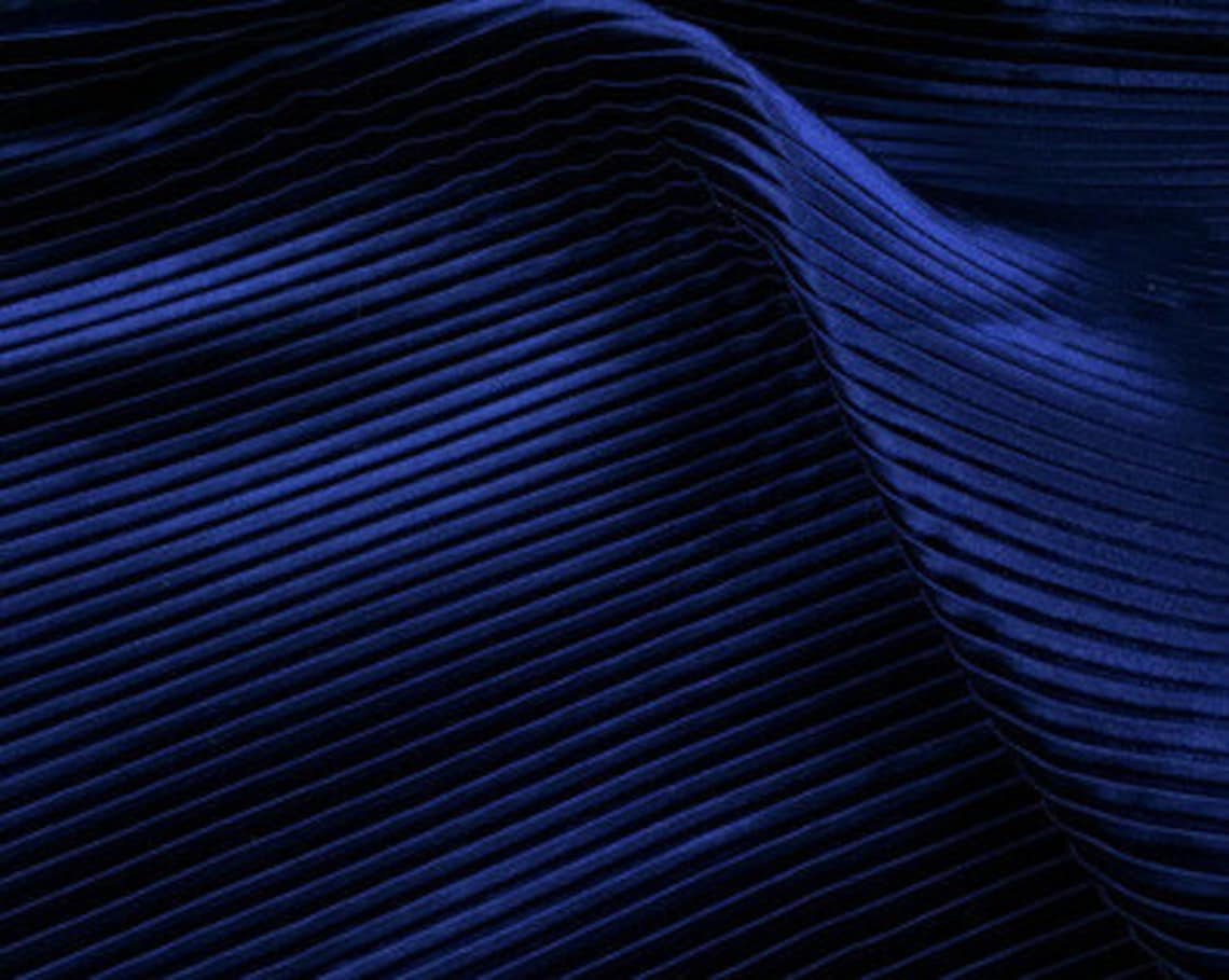 Multicolor Pleated Plisse Fabric: Elastic Dress Skirt Material, 57 ...