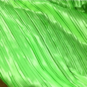 Cheaper Bright Matte Satin Fabric Big Pleats Wrinkle Fabric for Diy ...
