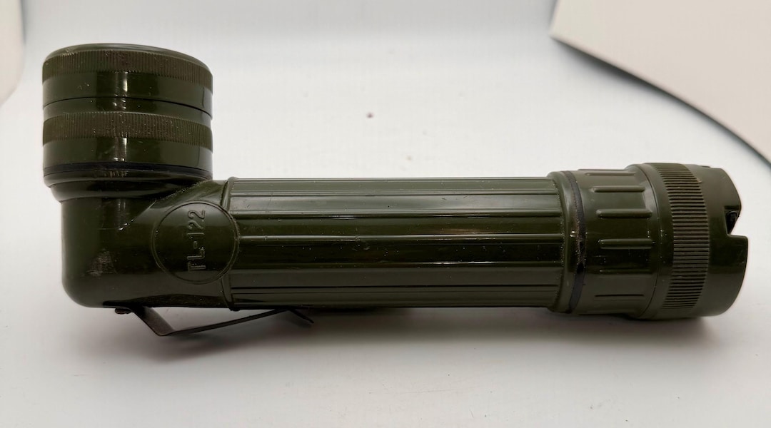Vintage TL-122 Military Angle Flashlight WWII Era US Army Olive Drab ...