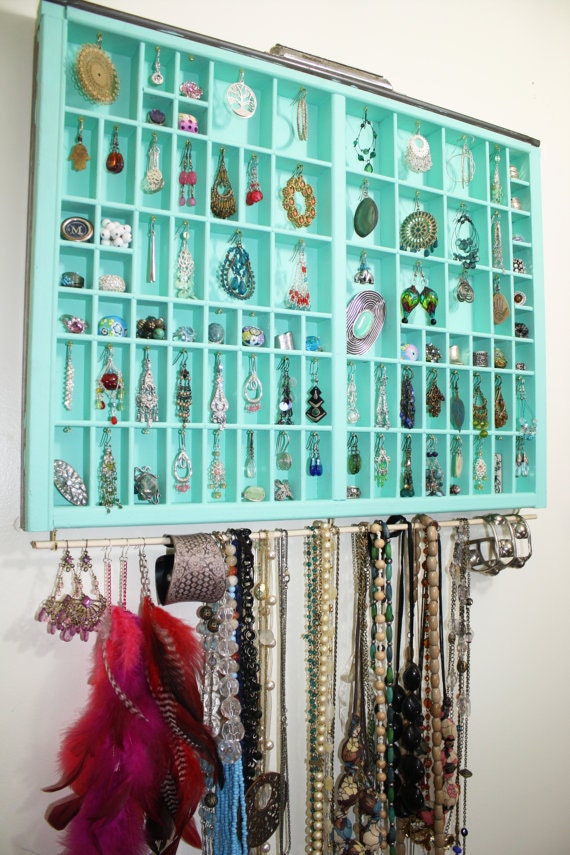 Vintage Jewelry Display Ideas
