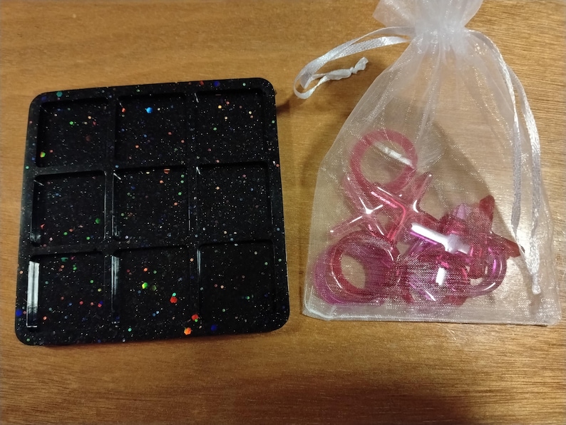 Noughts and Crosses / Tic Tac Toe Made From Resin - Etsy