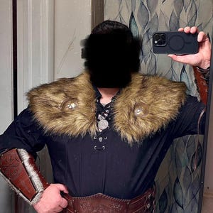 Viking Fur Shoulder Mantle, Renaissance Viking Fur Shawl, Medieval Larp ...
