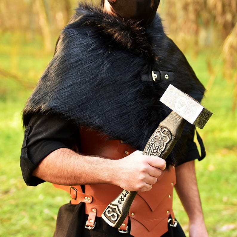 Viking Fur Shoulder Mantle, Renaissance Viking Fur Shawl, Medieval Larp ...