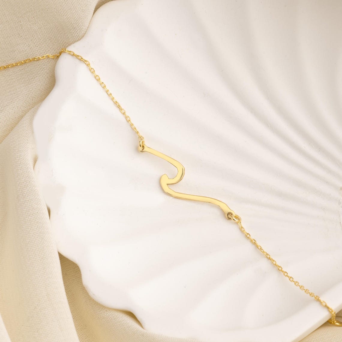 14K Gold Wave Bracelet, Elegant Chain Bracelet, Minimalist Jewelry ...