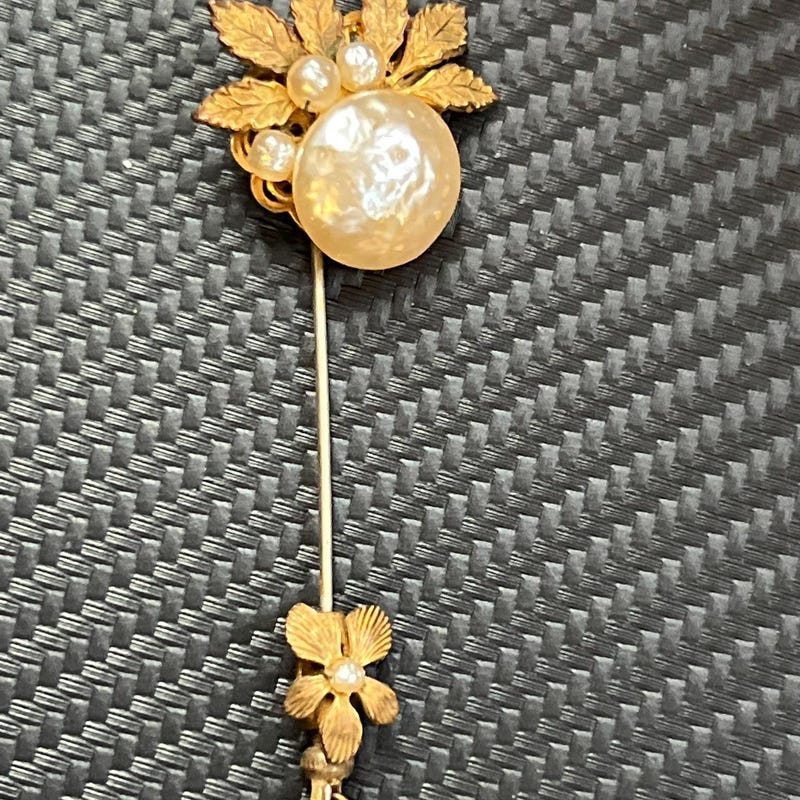 Vintage Miriam Brooch - Etsy