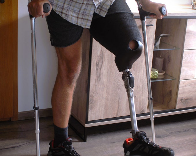 Left Pretender Prosthetic Leg Movie Prop Theatre Photo Shooting ...