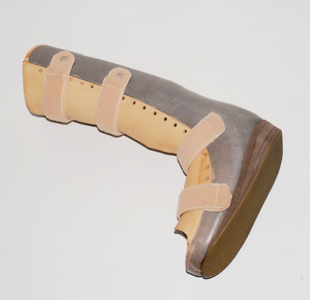 Vintage rare small womens / unisex resin leather polio / pre amputation ...