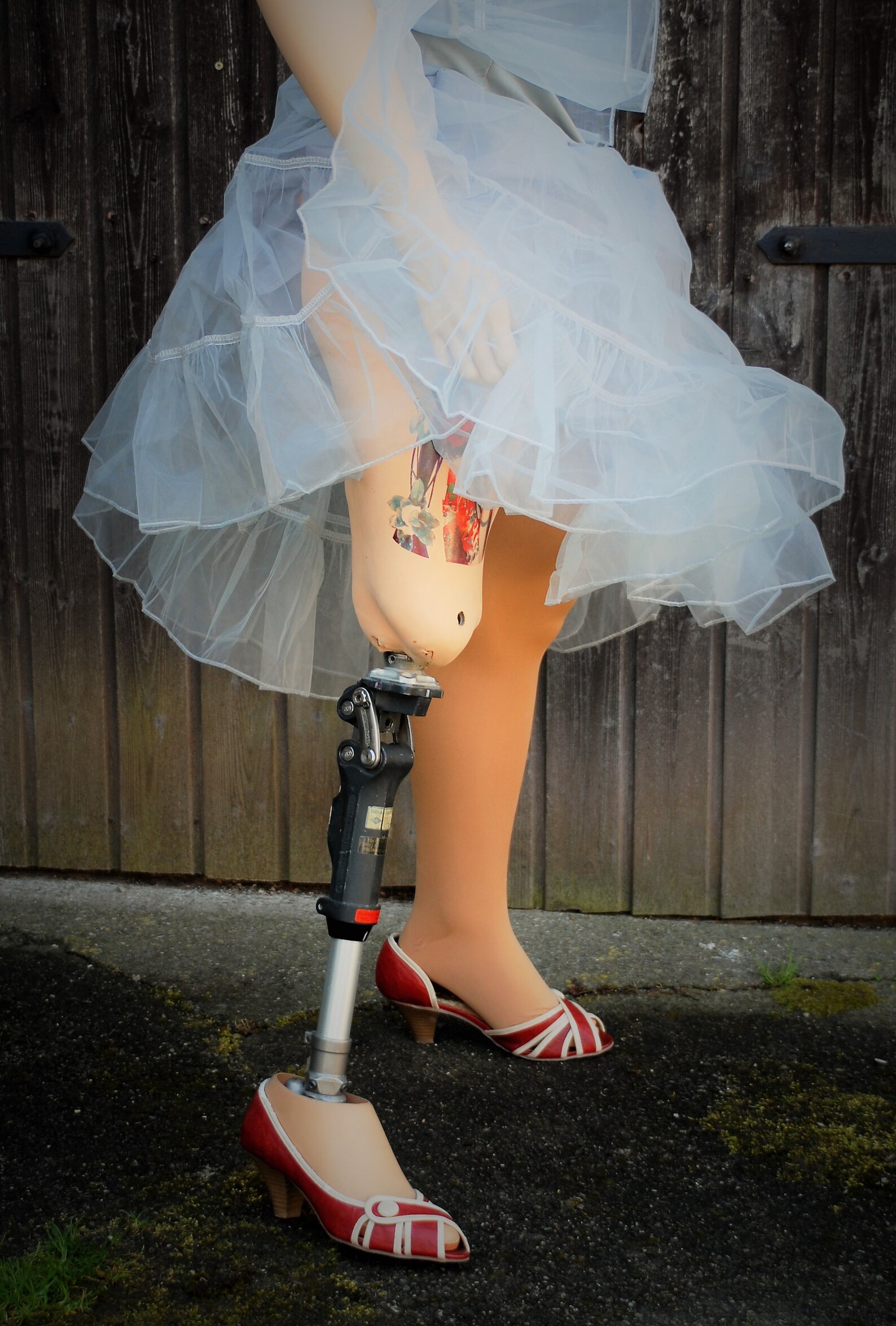 Vintage Rare Womens Contergan Shortleg Prosthetic Leg Above Knee ...