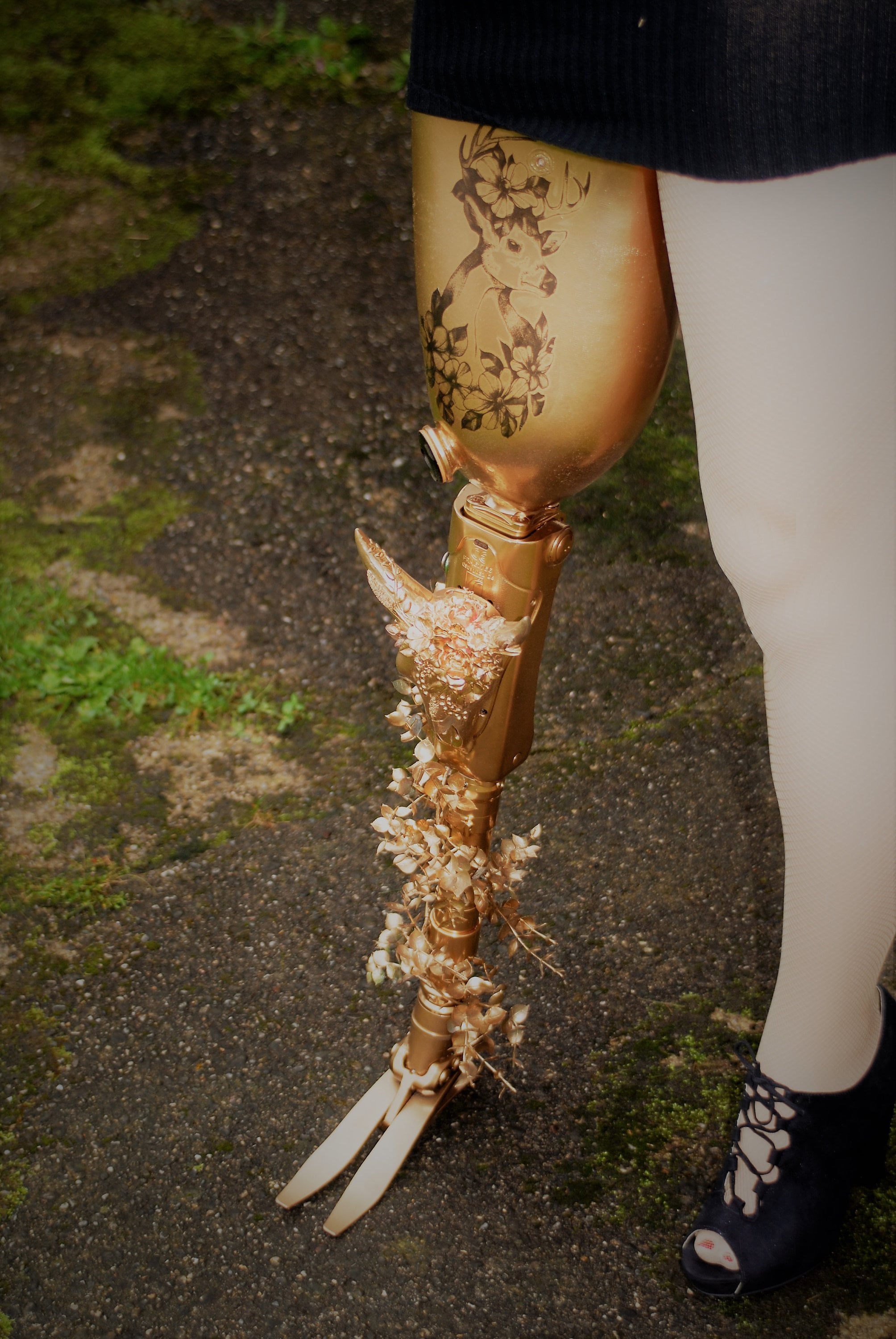 Unique STEAMPUNK Gothic Womens Prosthetic Leg Above Knee Amputee ...