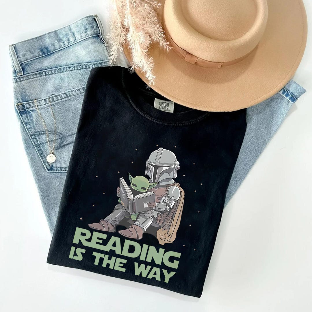 Retro Reading the Way Png, Vintage Star Wars the Mandalorian Png, Disni ...
