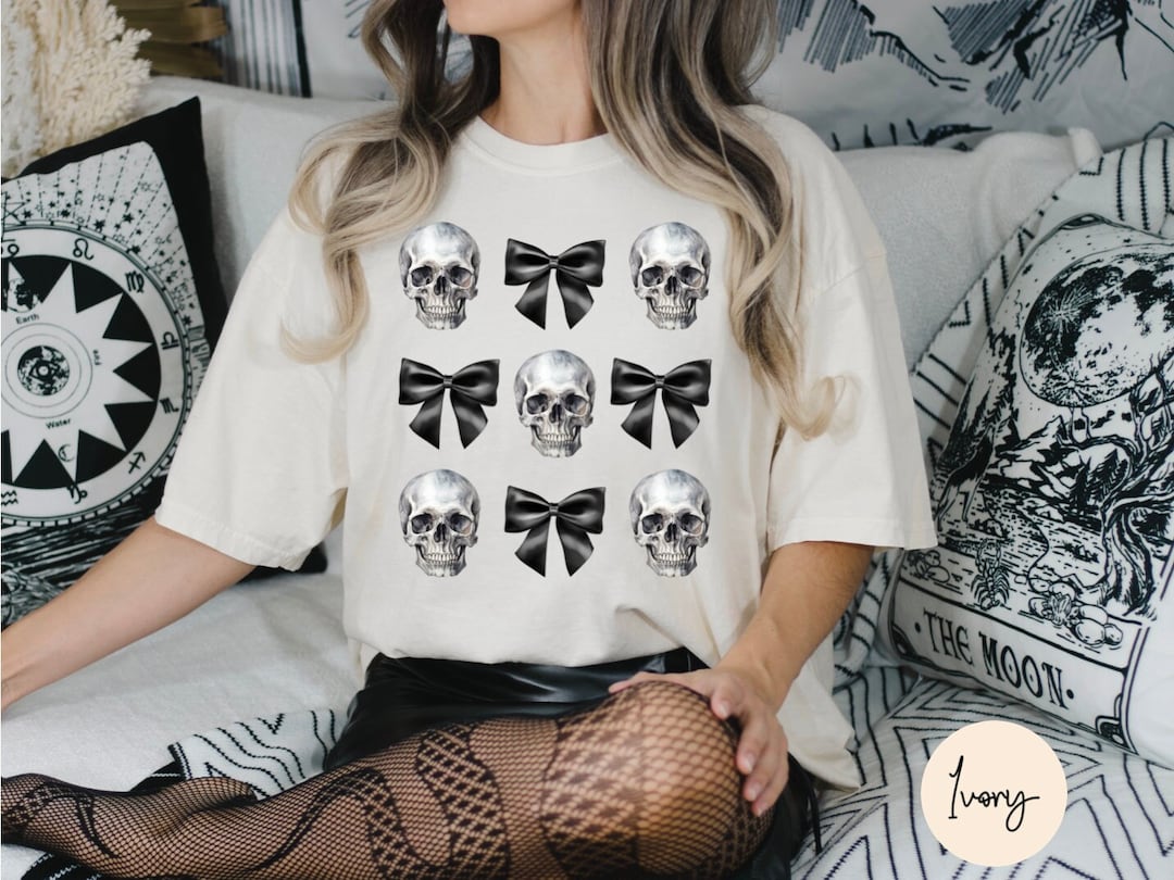 Girly Gothic Skeleton Halloween T-shirt Women's Retro Gothic Style ...