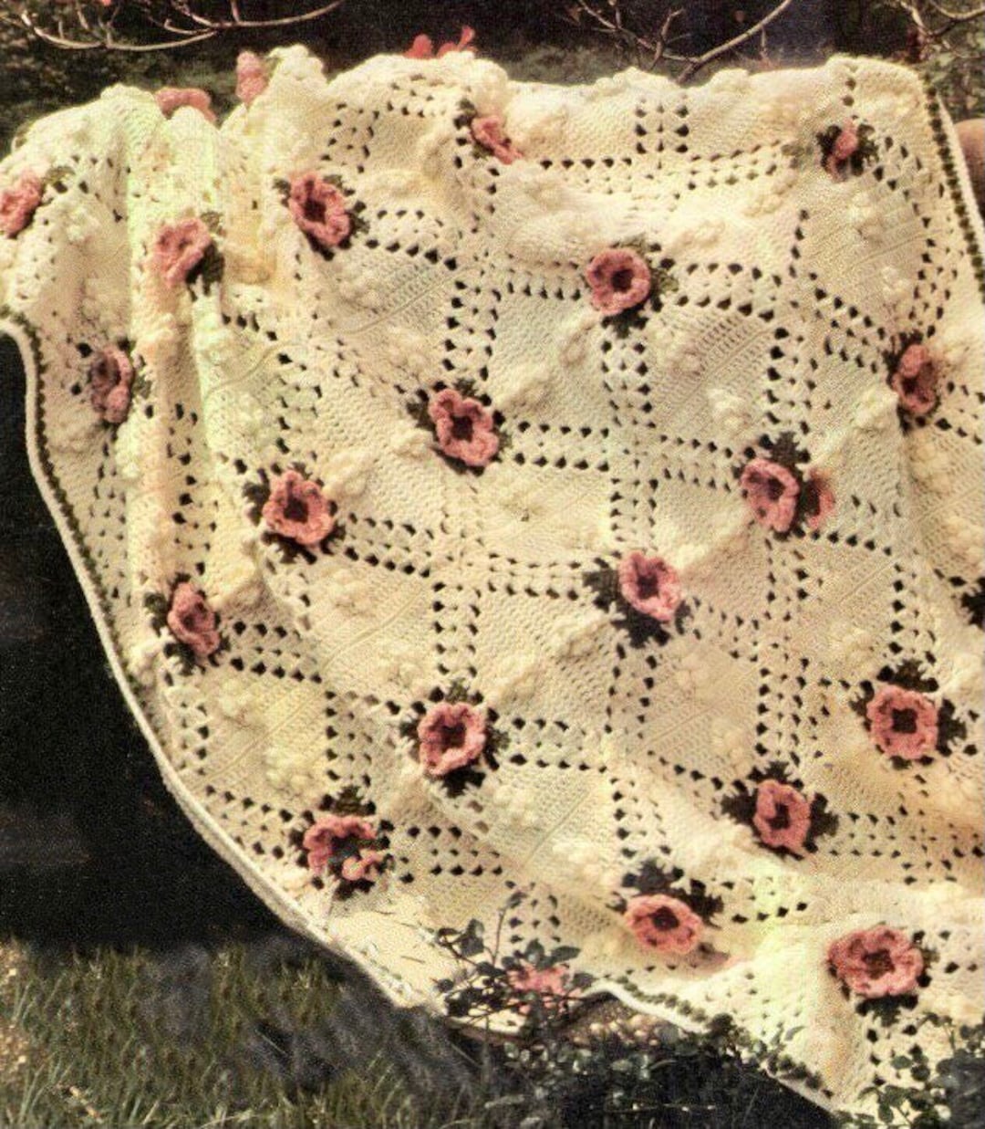 Vintage Rose Crochet Blanket Pattern Victorian Dogwood Roses Motif ...