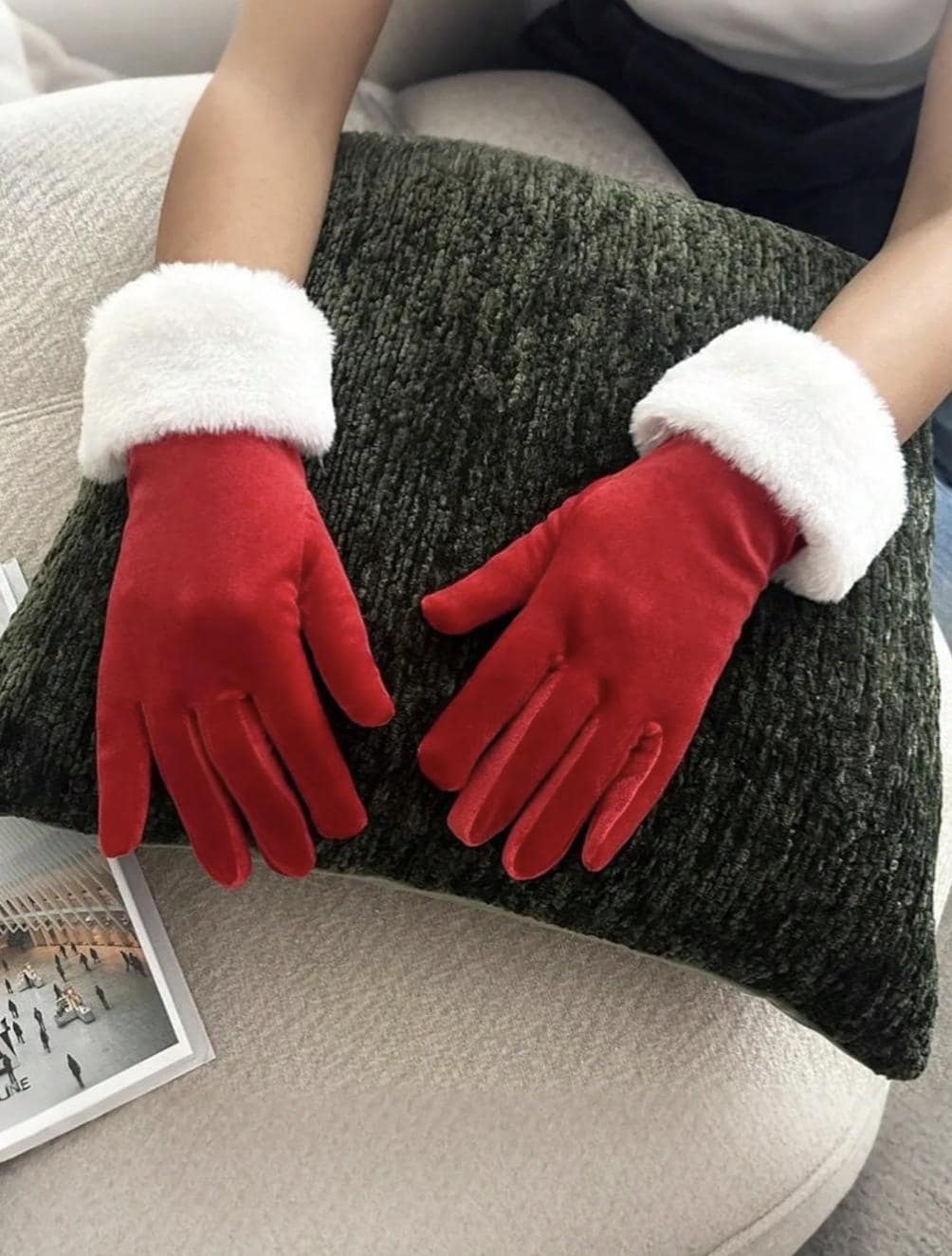 Women's Red Velvet Christmas Gloves With White Fur Trim, Elegant Santa ...