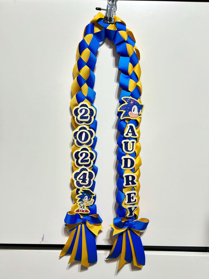 Personalized Graduation Lei: Senior Keepsake Gift - Etsy