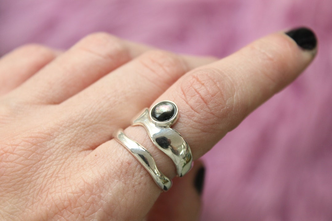 Dorothy Ring / Statement Ring / Bold Rings / Glossy / Double Ring / MOP - Etsy