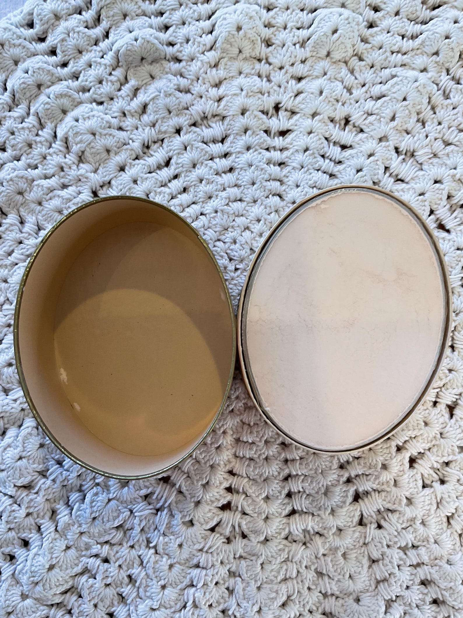 Vintage Du Barry Powder Box: Embossed Victorian Lady Portrait, Vanity ...