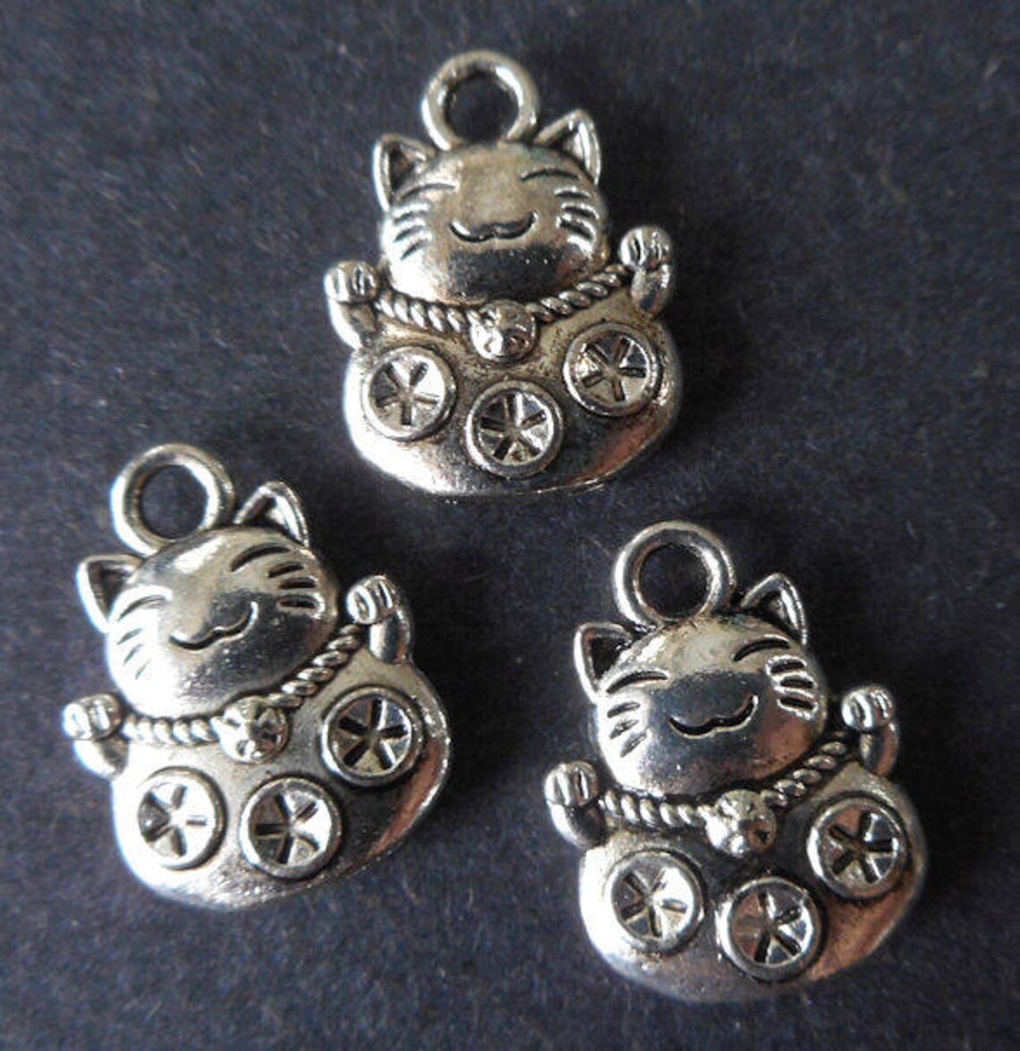 6pcs-2 Sided Fortune Cat Charm, Lucky Cat Charm-pick the Color - Etsy