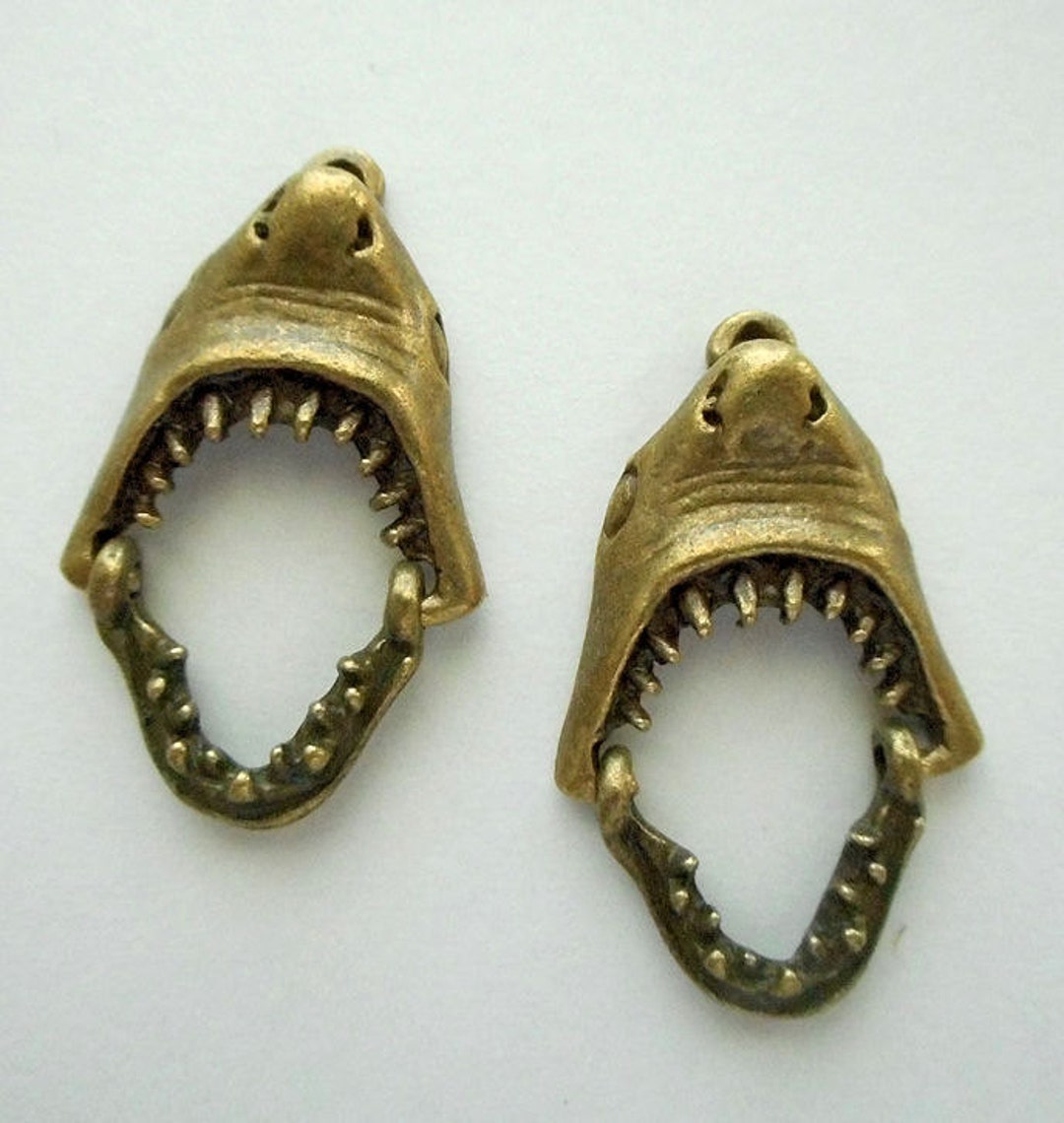 4pcs-movable Bronze Tone Shark Jaw Charm, Pendant Beads-silver ...