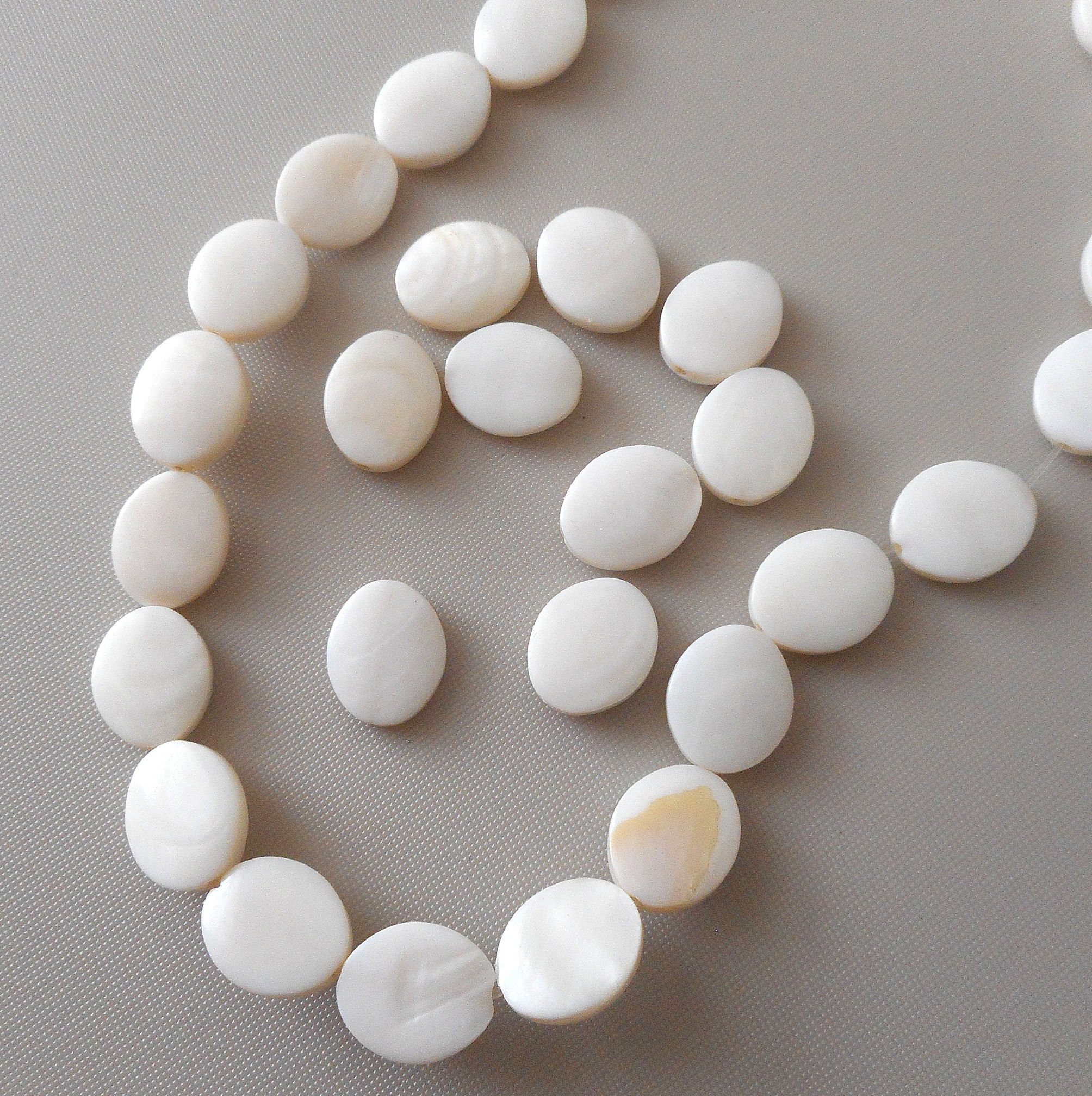 10pcs-natural white MOP mother of pearl shell oval beads mop | Etsy