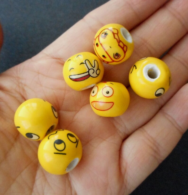 10pcs-assorted NEW Yellow Emoticon Beads, Porcelain/ceramics Emoji ...