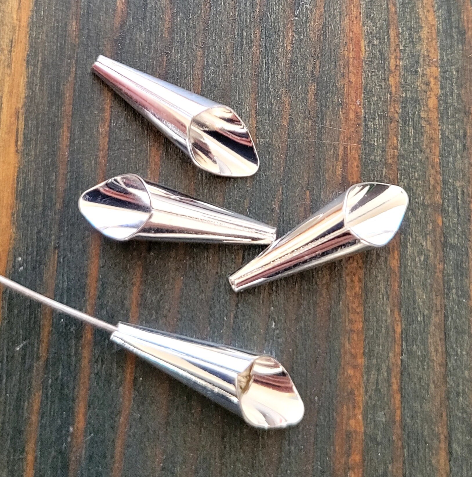 8pcs-21mmx6mm Silver Tone Long Cone End Caps, Long Cone Tassel Caps ...