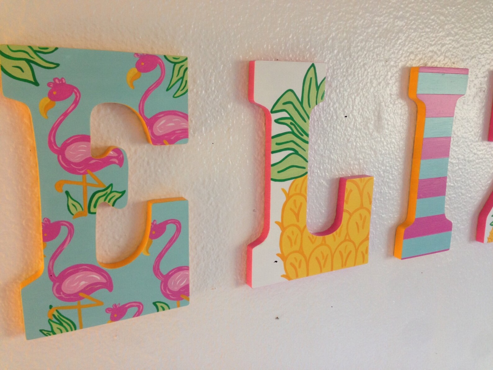 Custom Painted Girl's Letters- Flamingos / Pineapples - Etsy