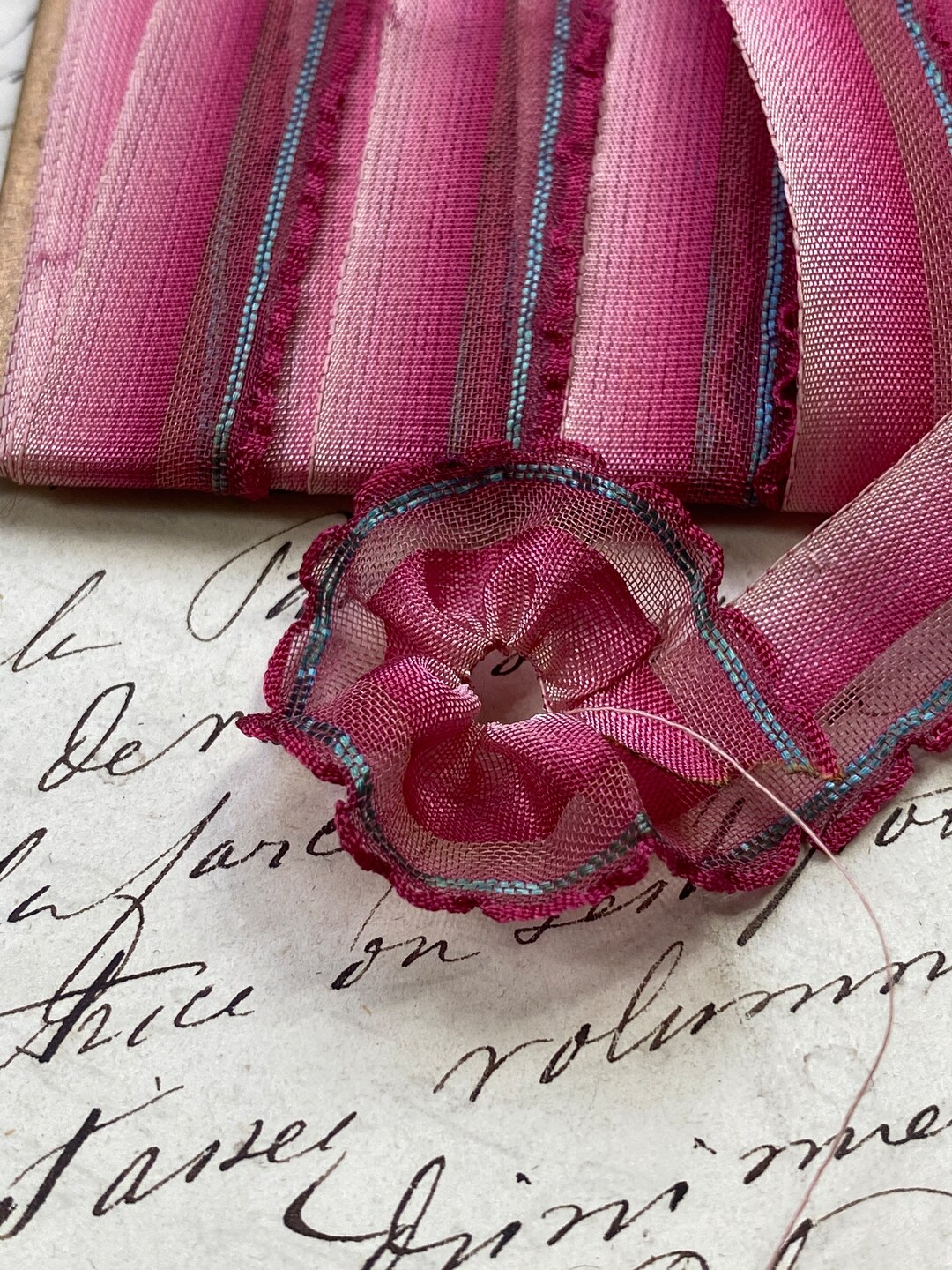 5/8 in Antique Ribbon Trim Ombre Pinks, Sweet Ruffle W/ Pull Thread ...